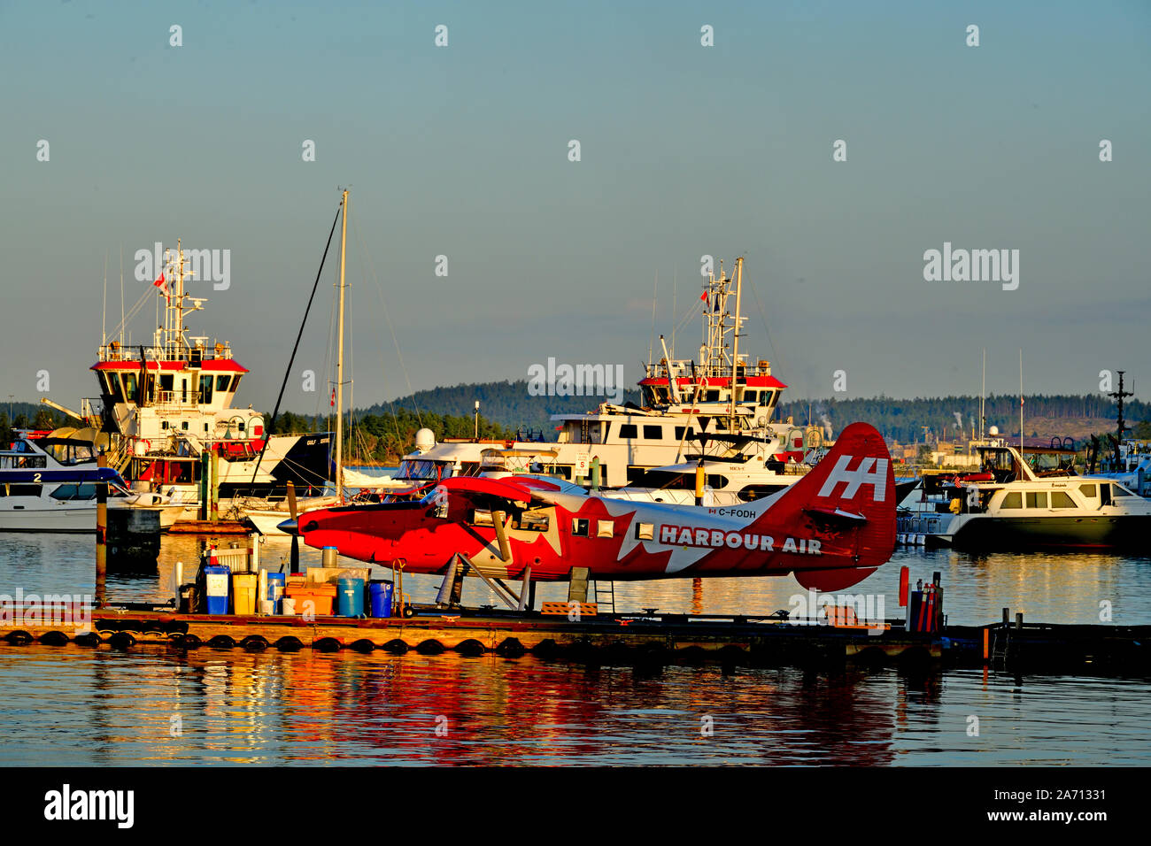 Safe boating canada hi-res stock photography and images - Alamy