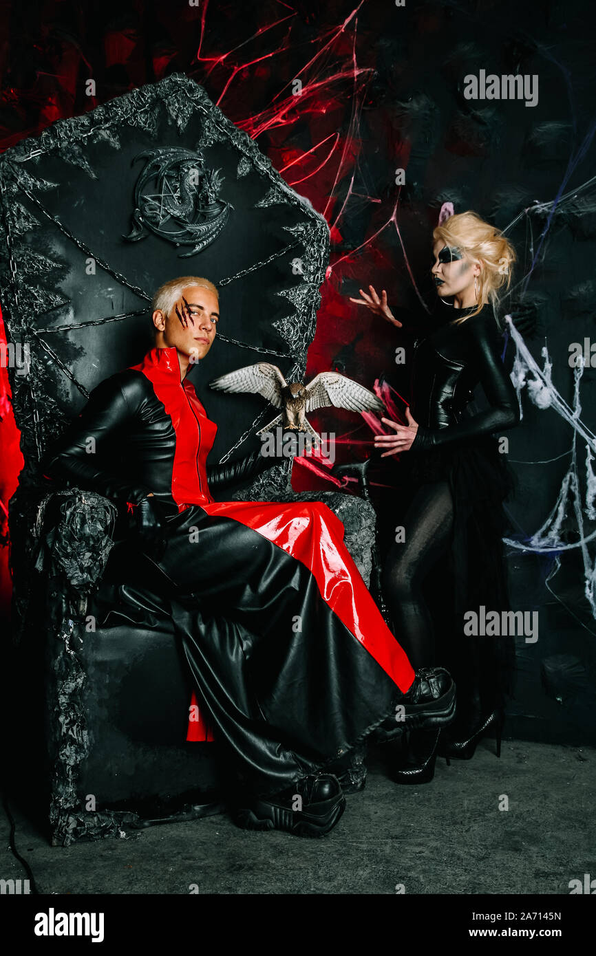 Goth outfits hi-res stock photography and images - Alamy