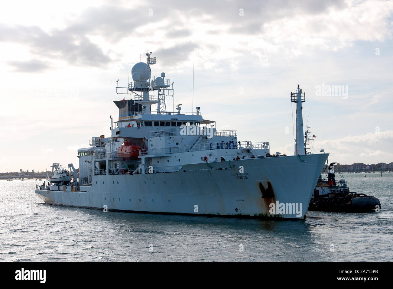 Usns henson hi-res stock photography and images - Alamy