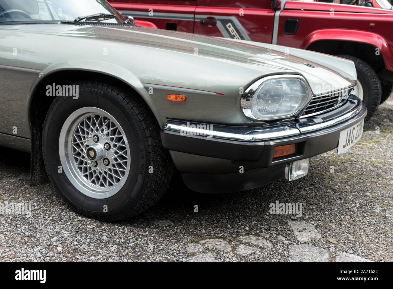 Jaguar XJS front wing Stock Photo - Alamy