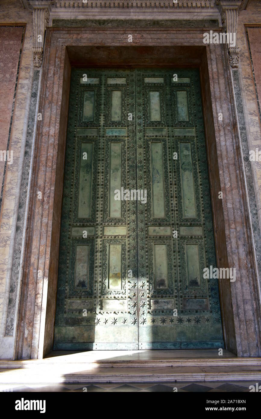 Ancient Rome Senate High Resolution Stock Photography and Images - Alamy