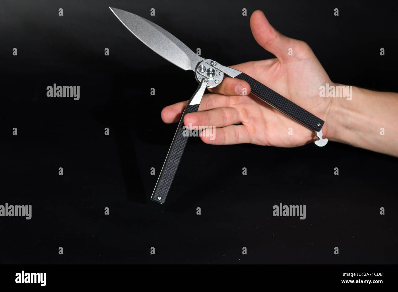 Butterfly Knife Tricks Gone Wrong