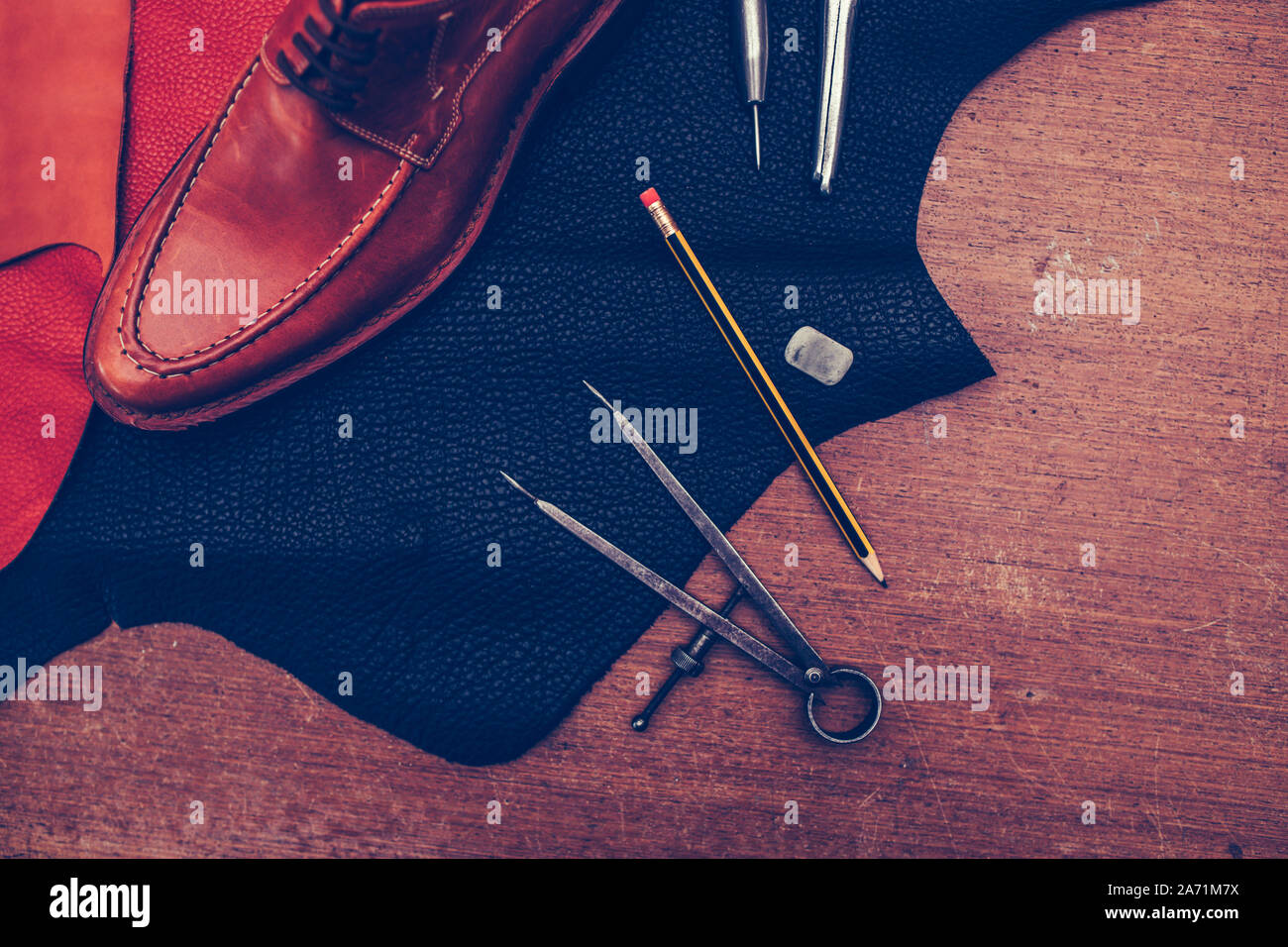 Shoemakers work desk hi-res stock photography and images - Alamy