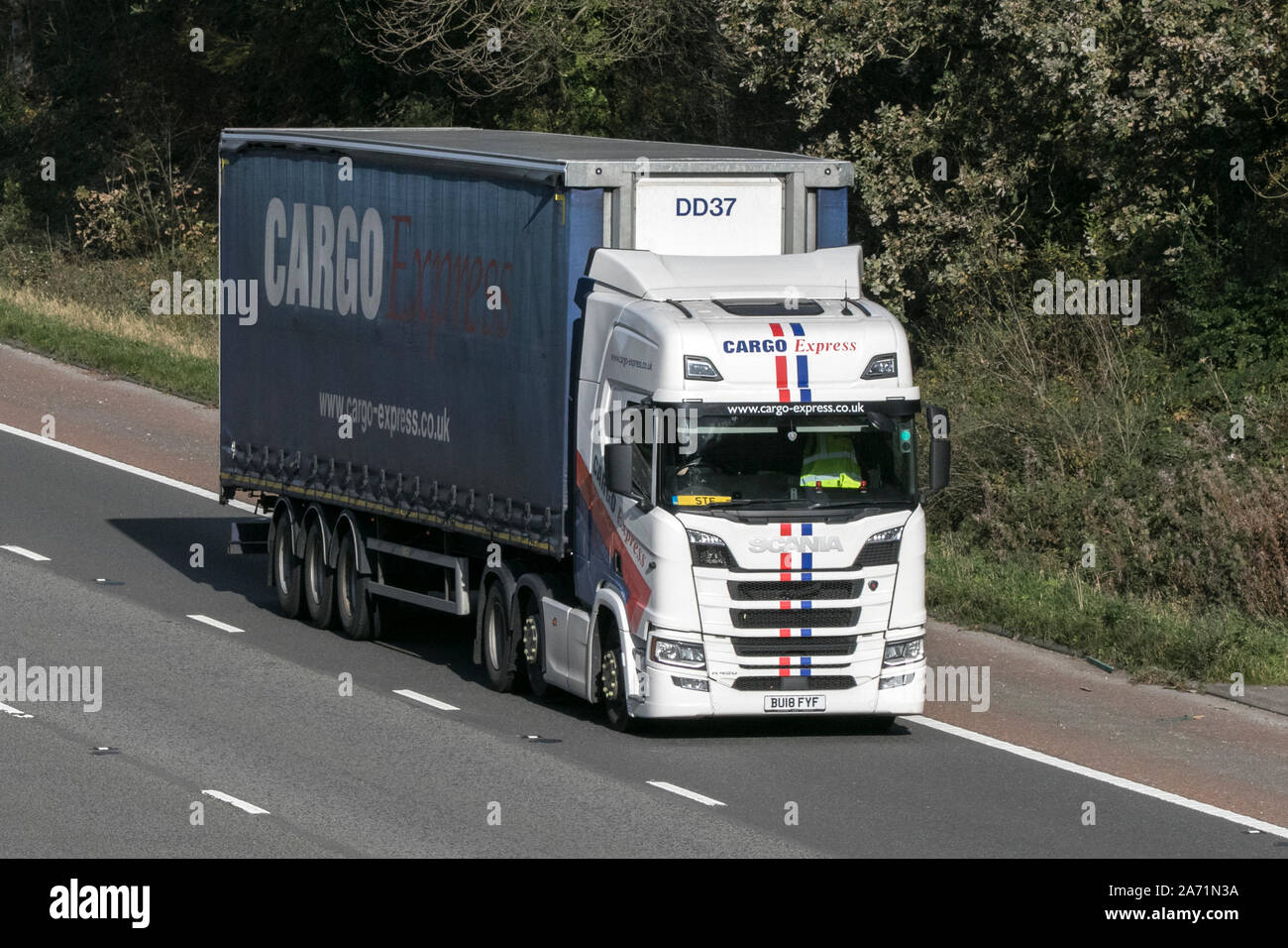 Scania commercial lorries hi-res stock photography and images - Alamy