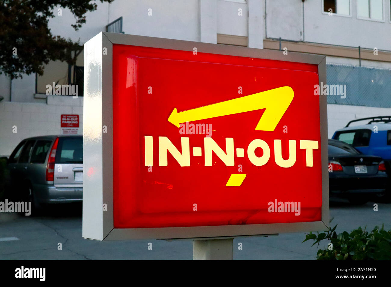 In n out burger california cheeseburger hi-res stock photography and ...