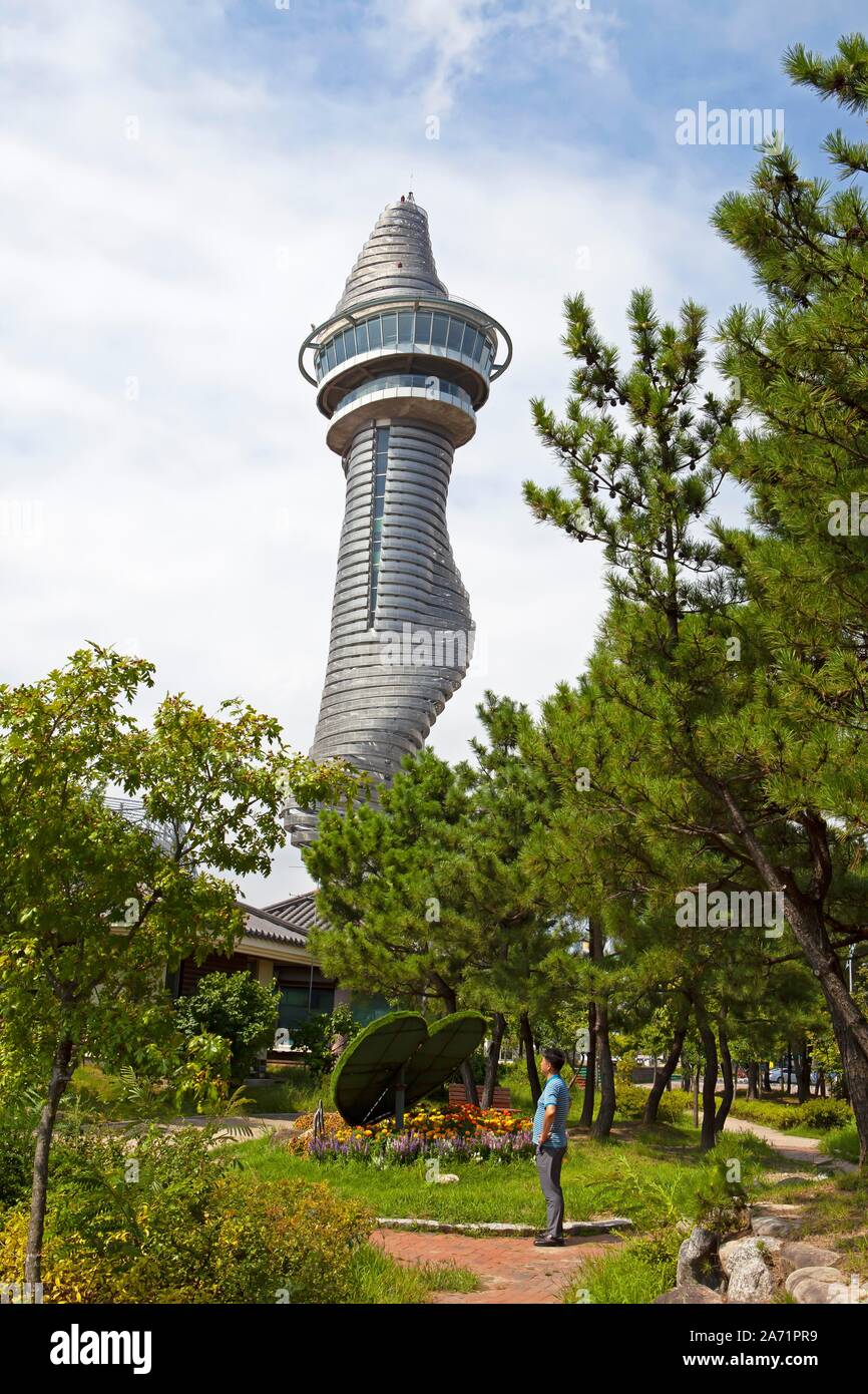 Expo tower of 1999 hi-res stock photography and images - Alamy