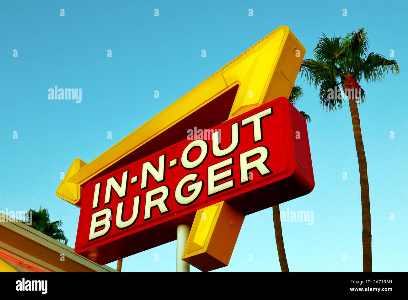 In n out burger california cheeseburger hi-res stock photography and ...