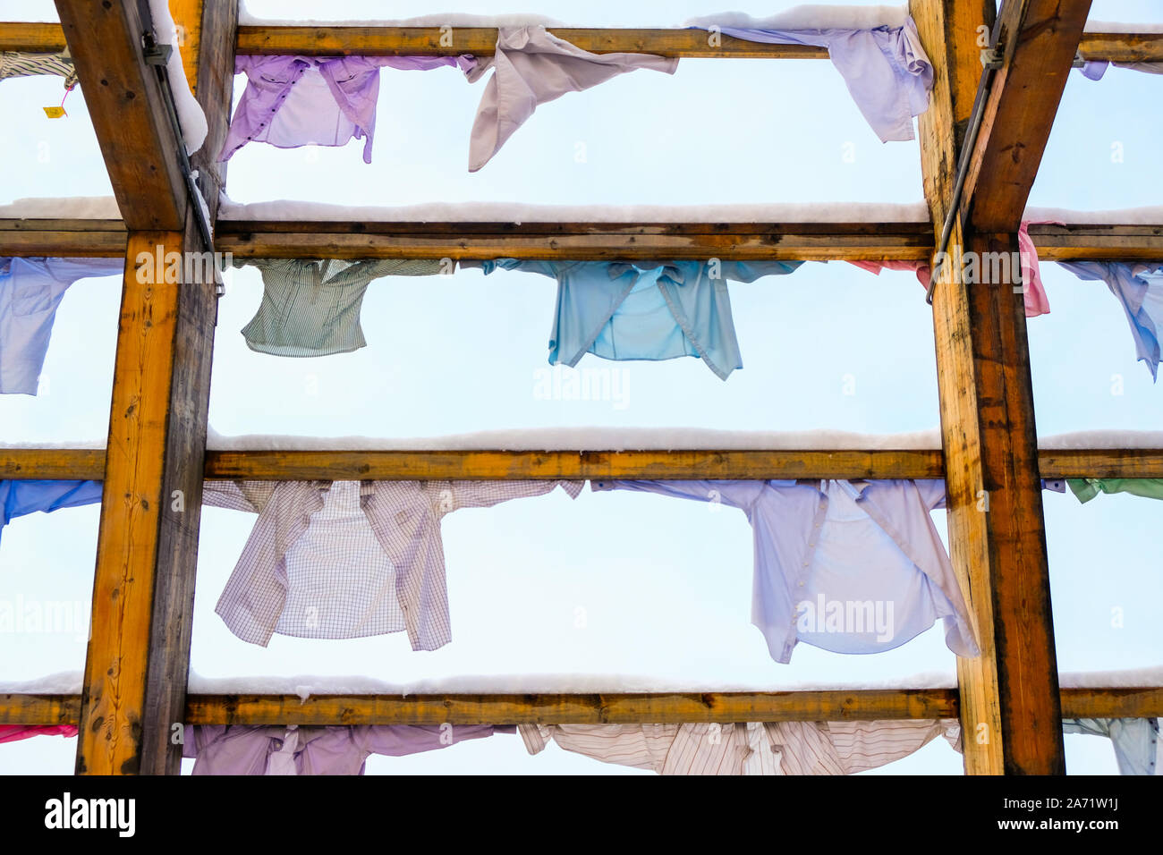 People drying clothes hi-res stock photography and images - Alamy