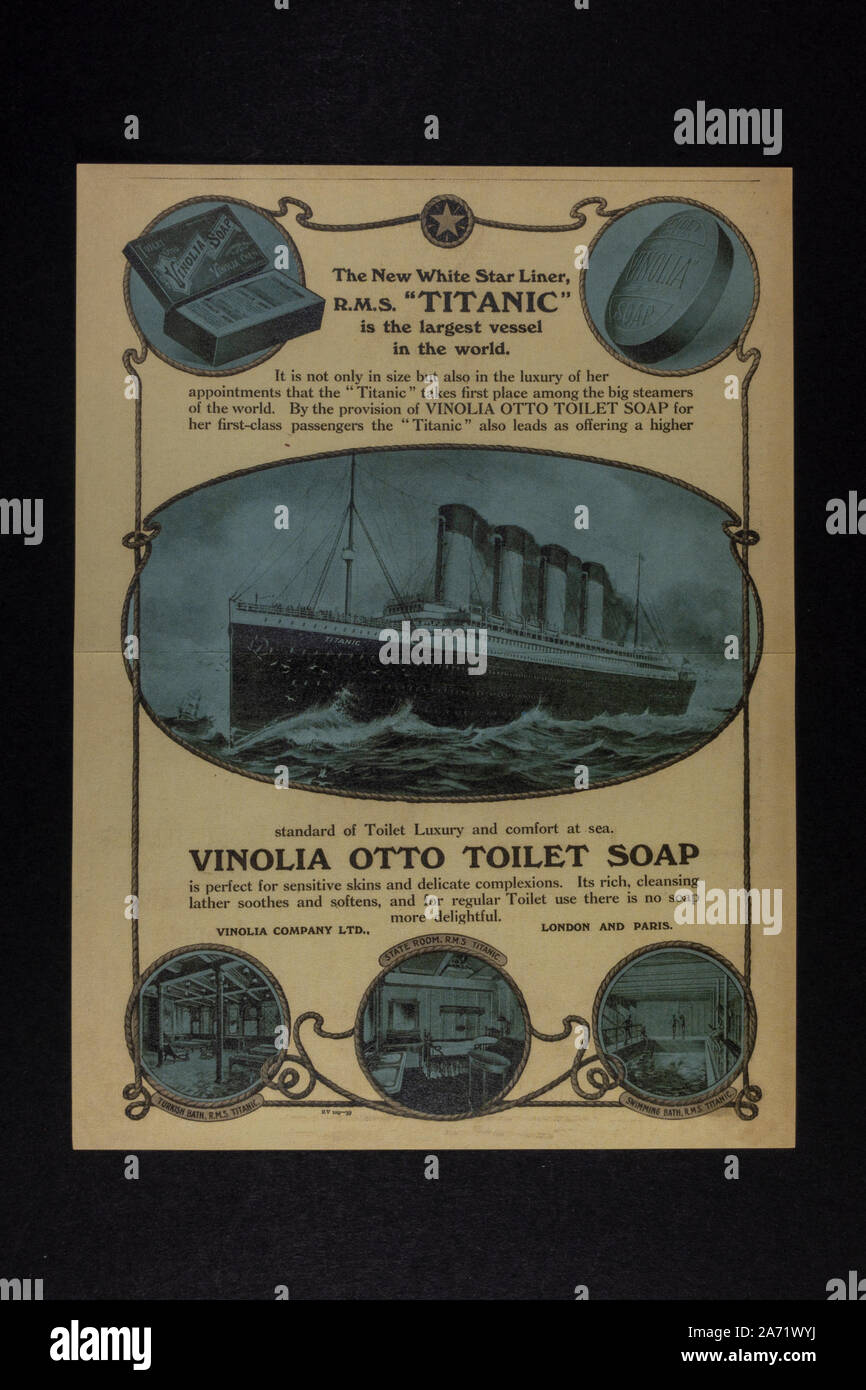 Ship toilet hi-res stock photography and images - Alamy