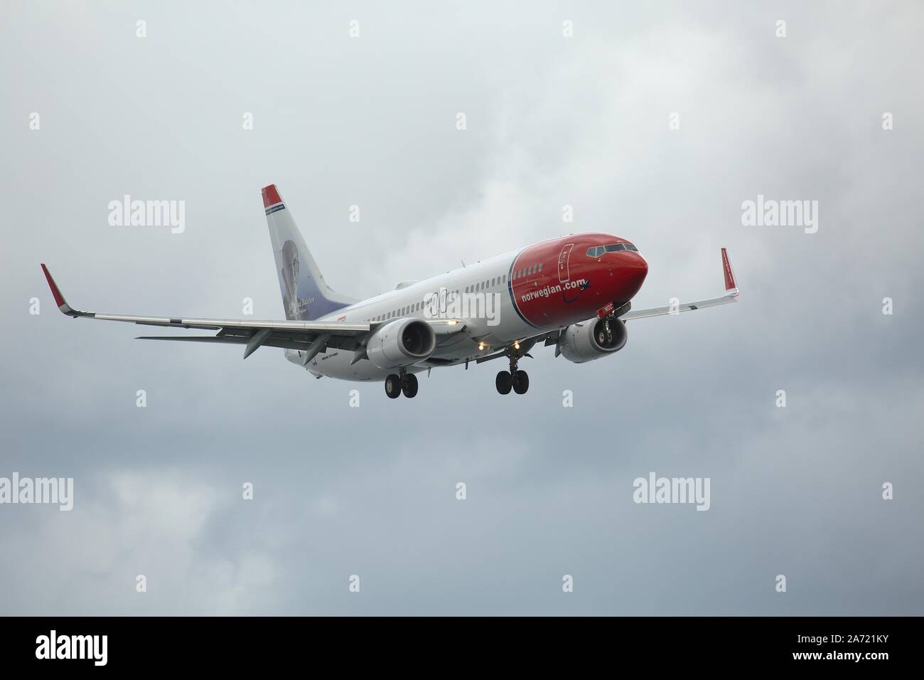Plane taking off Stock Photo - Alamy