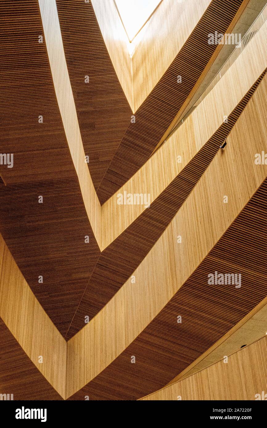 calgary Public Library, Interior Stock Photo - Alamy