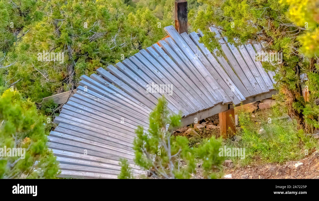 Panorama frame Wooden boardwalk descending into a steep valley Stock ...