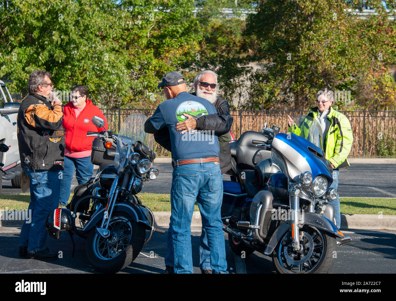 Couple riding harley davidson motorcycle hi-res stock photography and ...