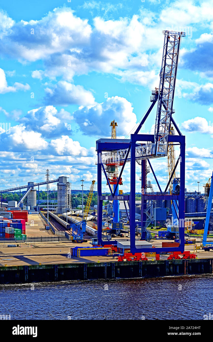 River Tyne Port of Tyne bulk storage facilities including coal and ...
