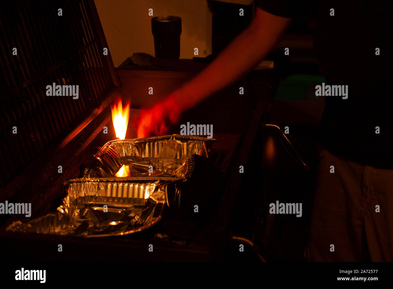 Cooking technique called snake used for cooking Brisket between foil ...