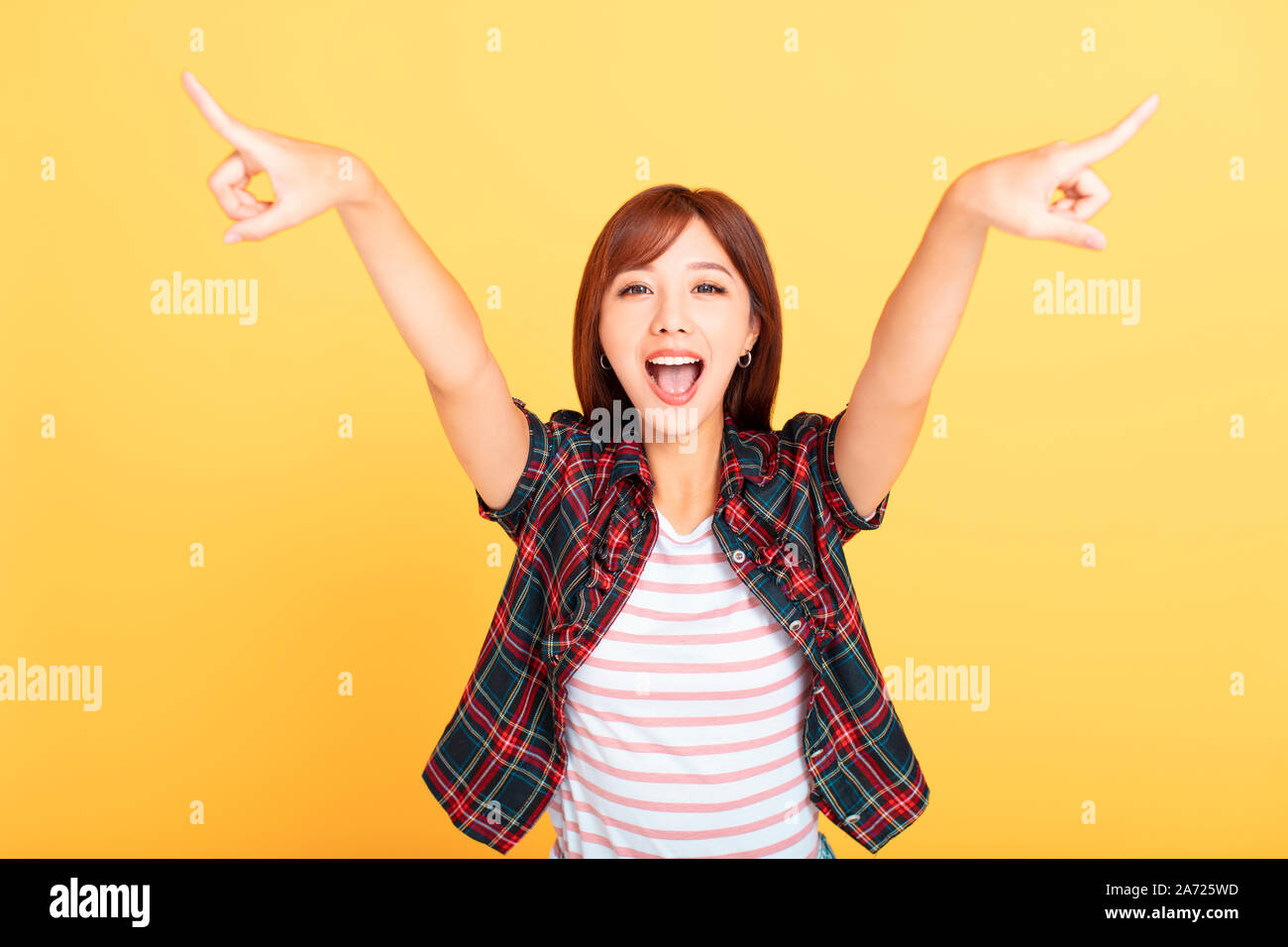 Asian girl dancing hi-res stock photography and images - Alamy
