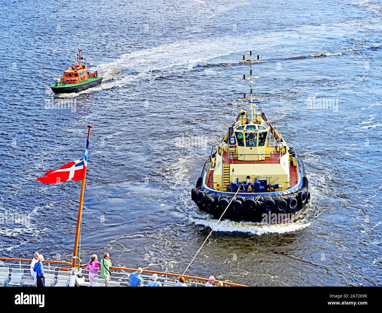 River Tyne Port of Tyne pilot boat Bewick and tug Svitzer Sun with the ...