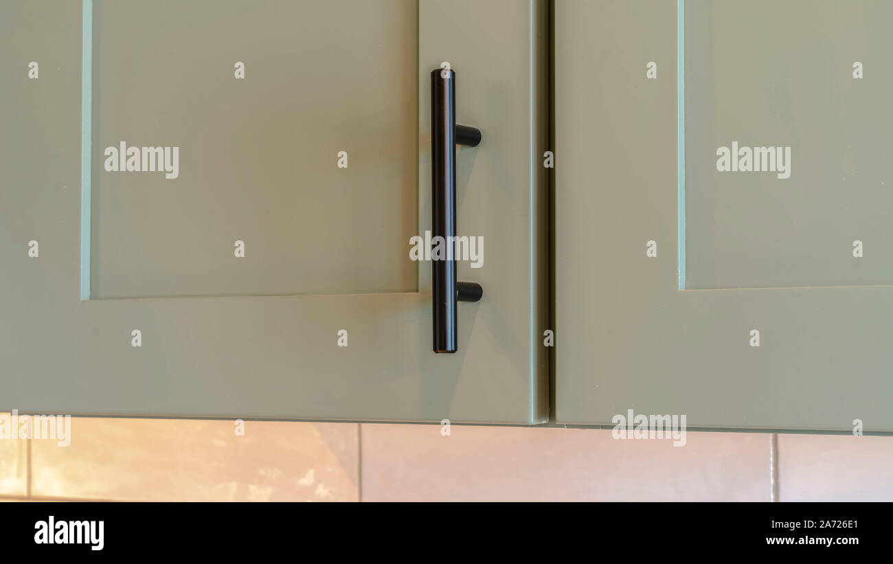 Missing door handle hi-res stock photography and images - Alamy