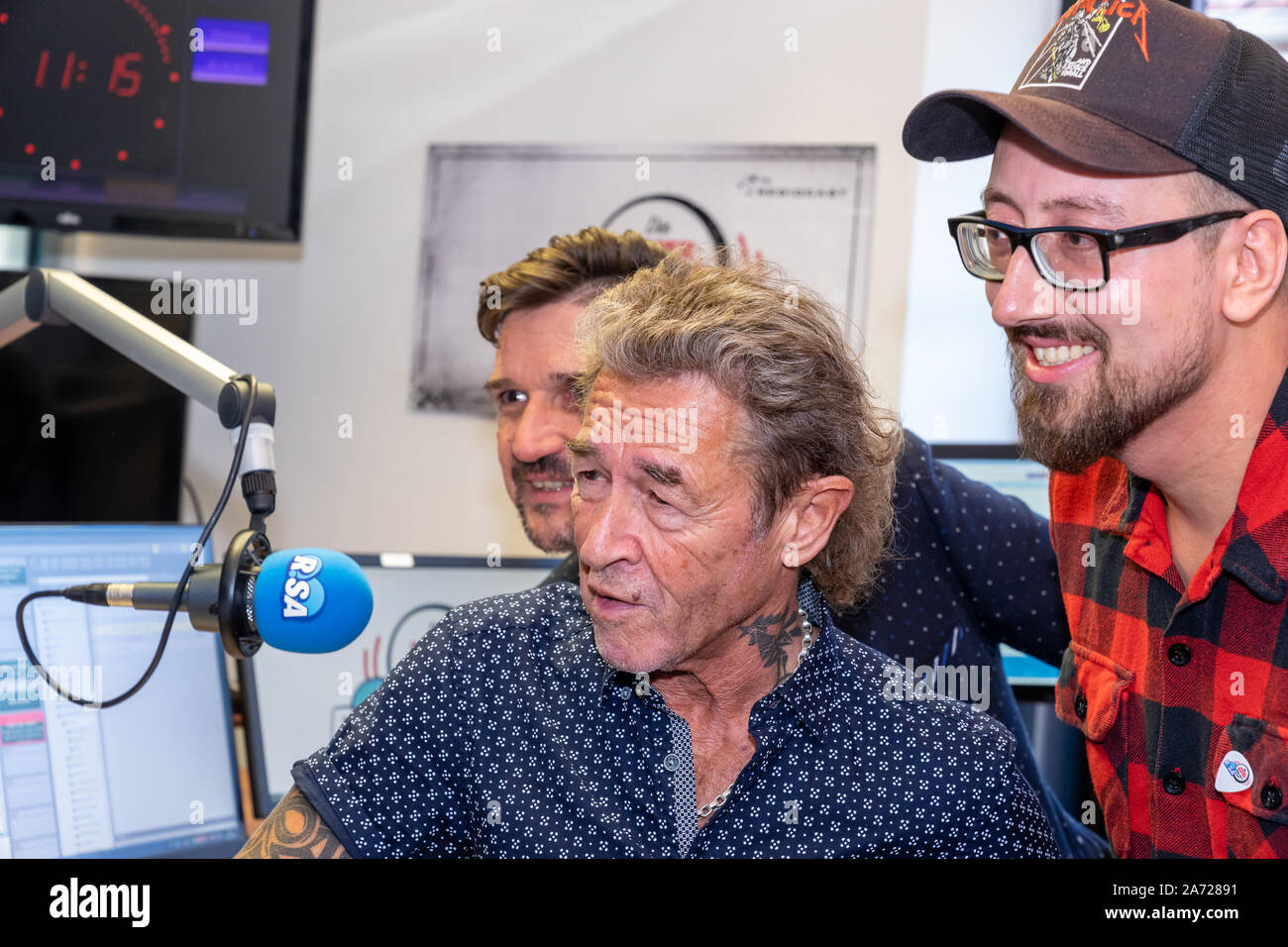Peter Maffay, hier mit Moderator Daniel Neumann und Programmchef Alex ...