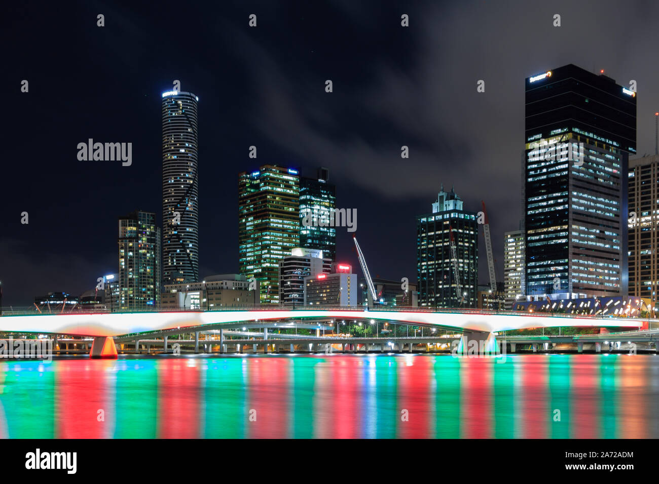 modern city view during the evening across the brisbane river, brisbane ...