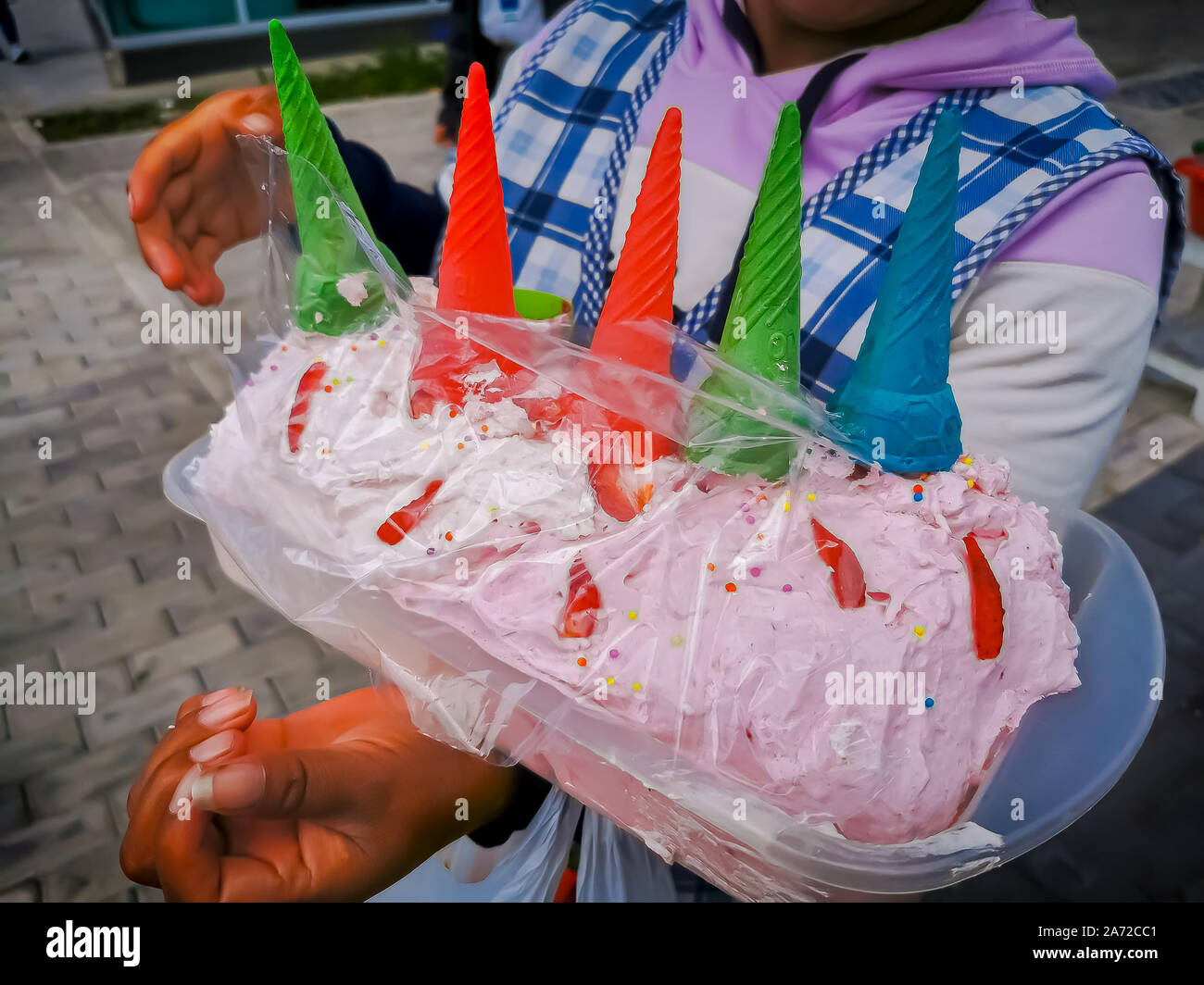 Ecuador Poor Woman Child High Resolution Stock Photography and Images ...