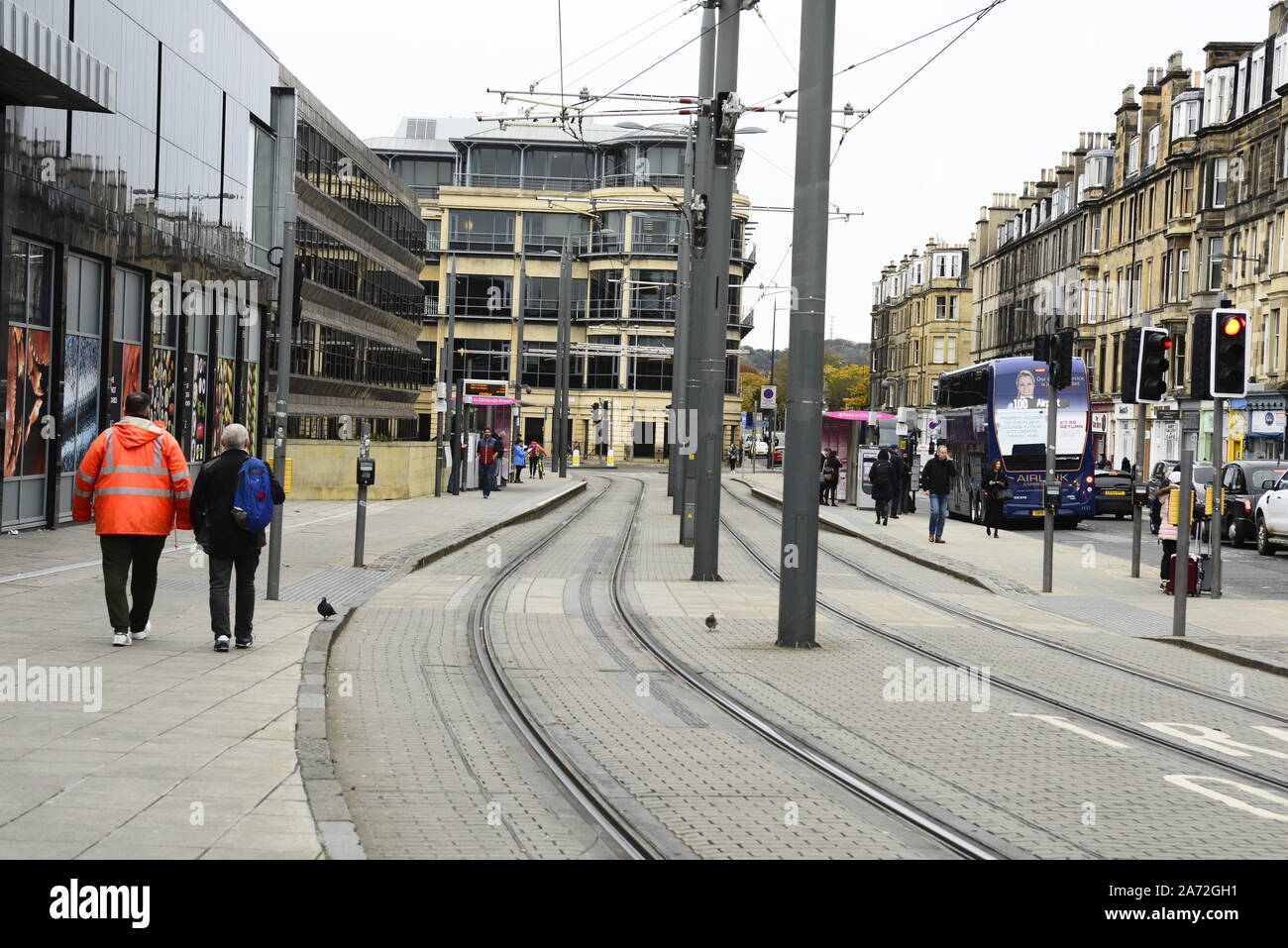 Life in the city of Edinburgh Scotland Stock Photo - Alamy
