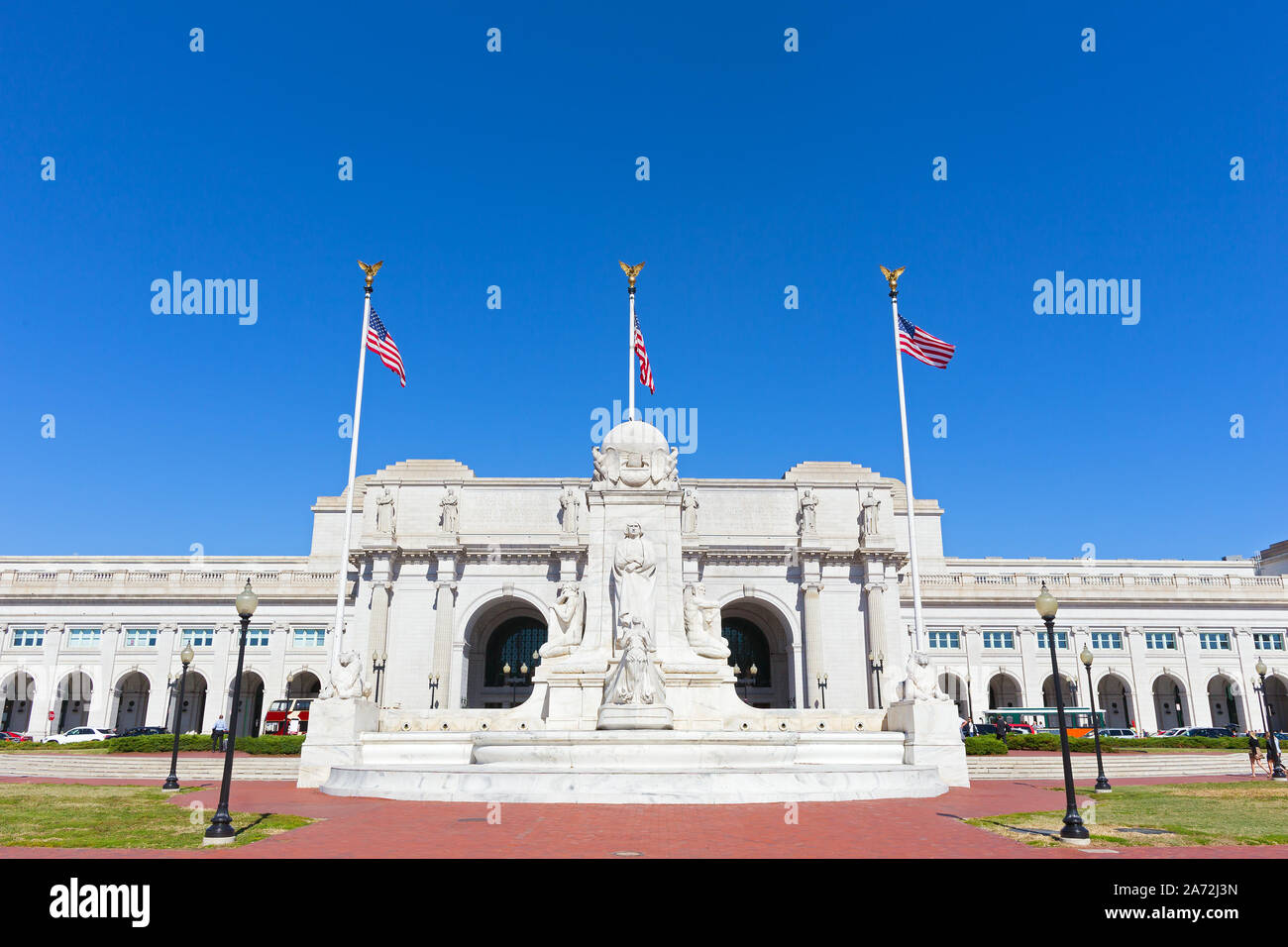 A square in front of the Union Station Building in Washington DC, USA ...