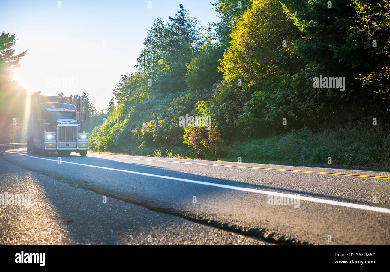 Road perspective trucks american truck hi-res stock photography and ...
