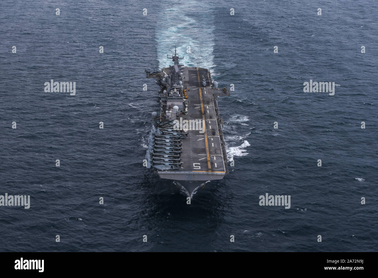 Amphibious squadron 8 hi-res stock photography and images - Alamy