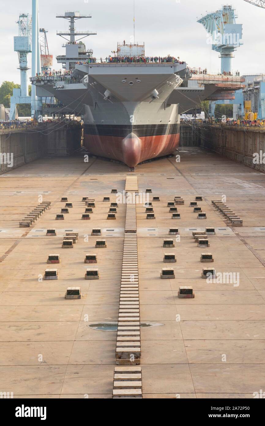 Cvn 79 hi-res stock photography and images - Alamy