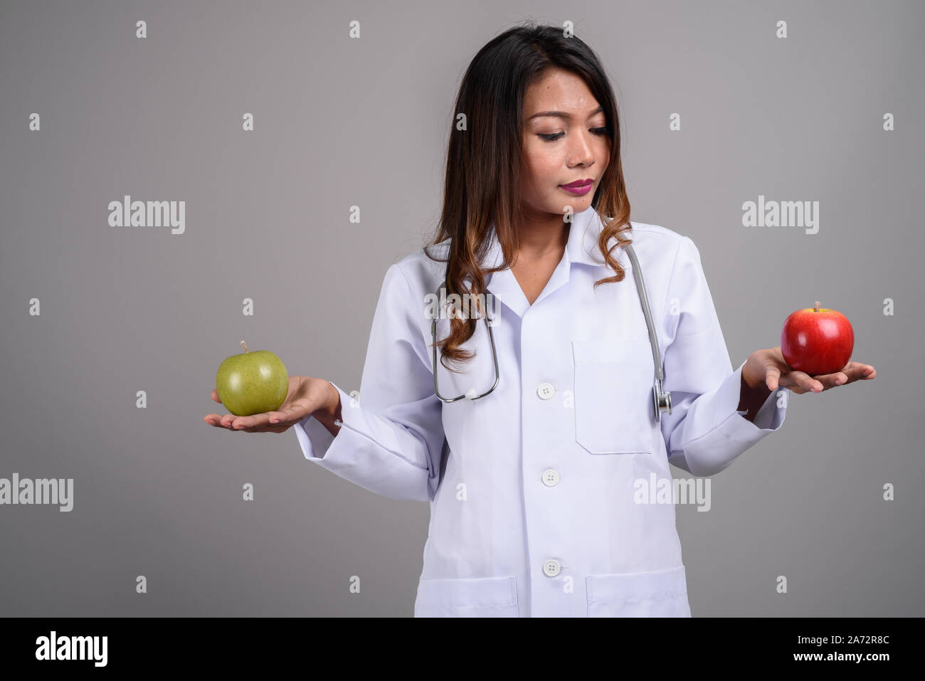 Doctor two hi-res stock photography and images - Alamy
