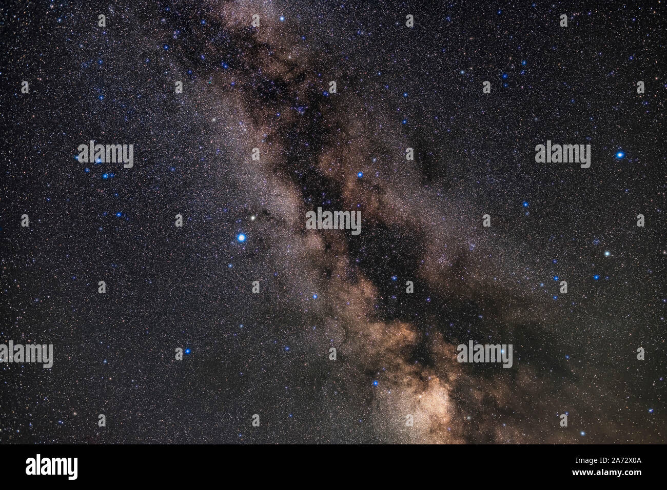 Starcloud hi-res stock photography and images - Alamy