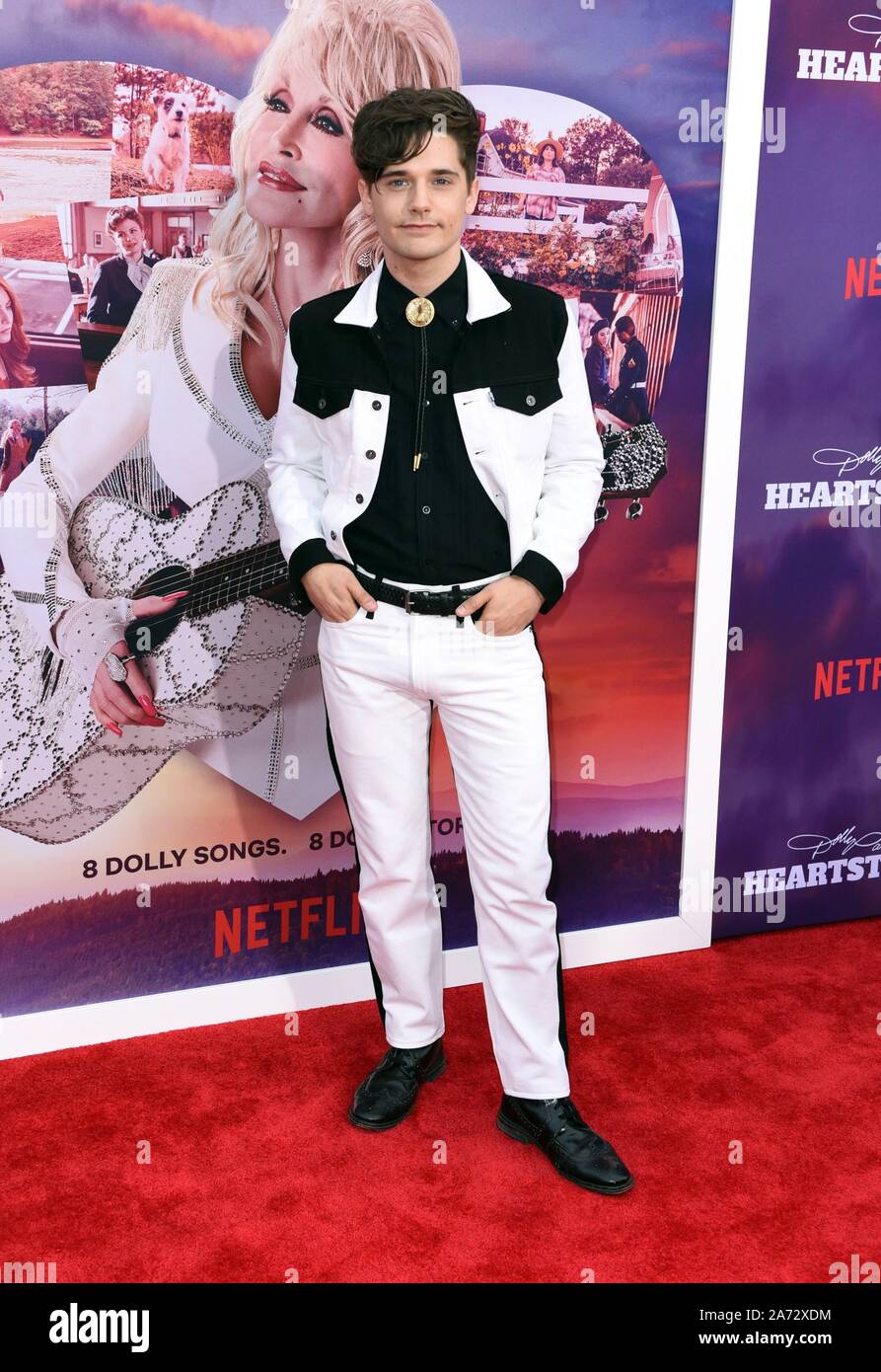 Pigeon Forge, TN, USA. 29th Oct, 2019. Andy Mientus at arrivals for ...