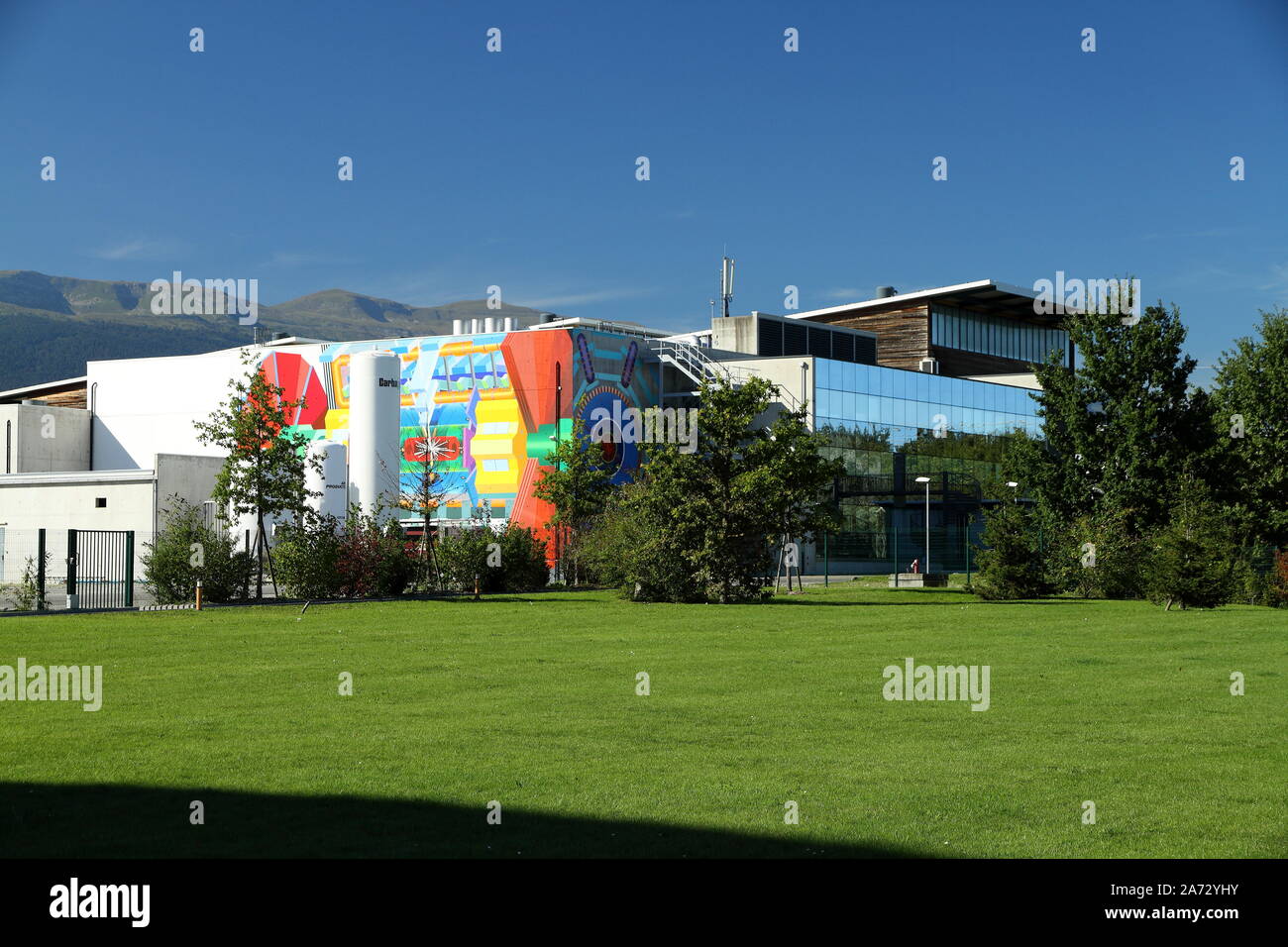 Cern building hi-res stock photography and images - Alamy