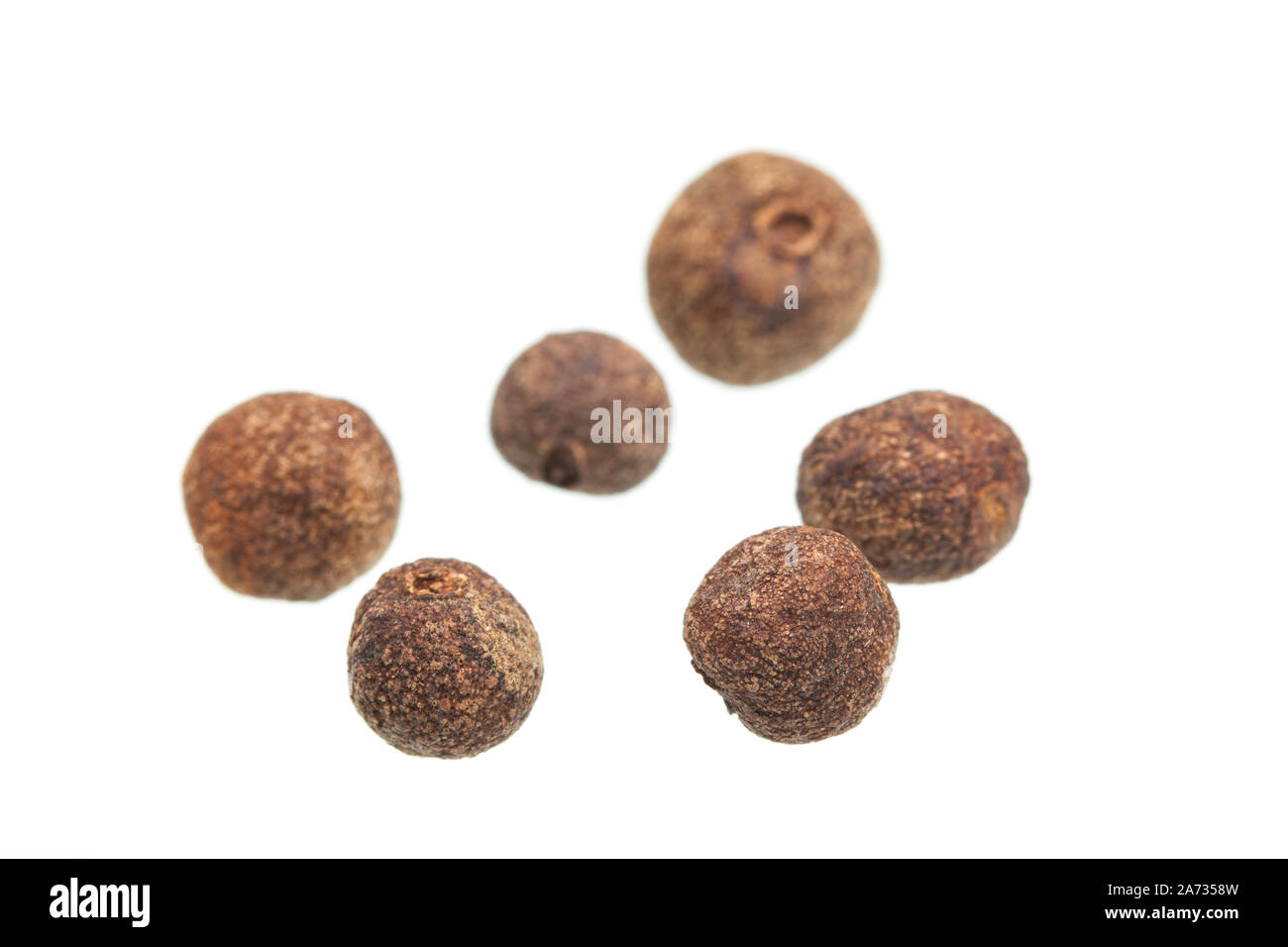 allspice isolated on white background Stock Photo - Alamy