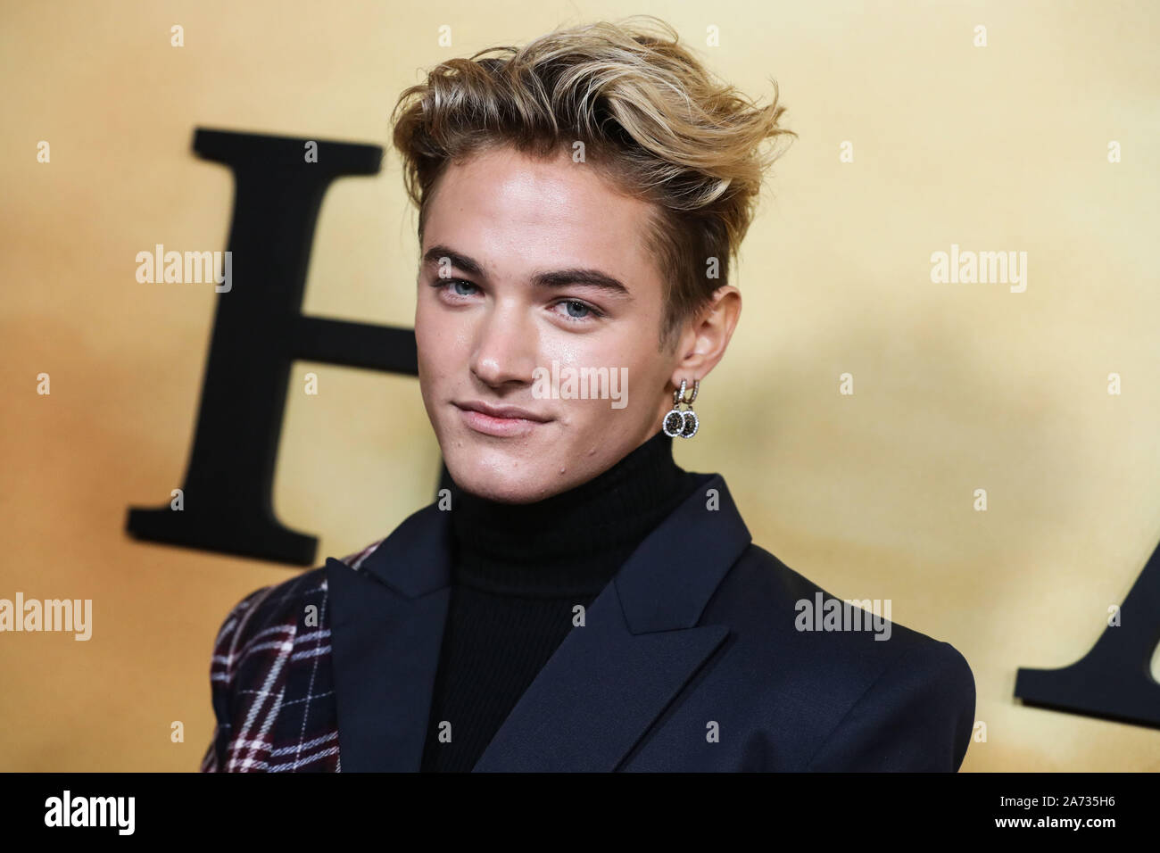 Mitchell hoog hi-res stock photography and images - Alamy