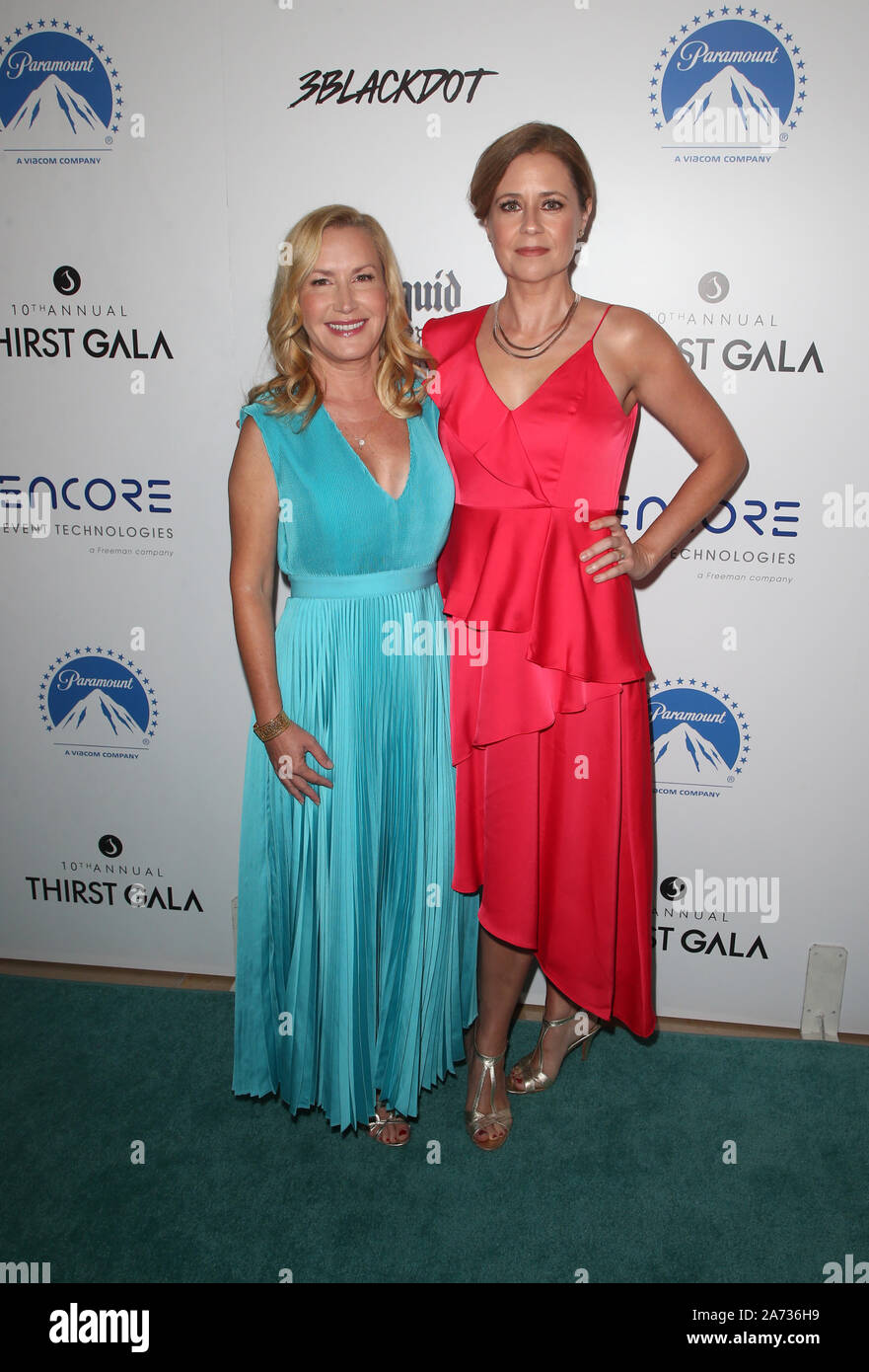 Angela Kinsey Jenna Fischer
