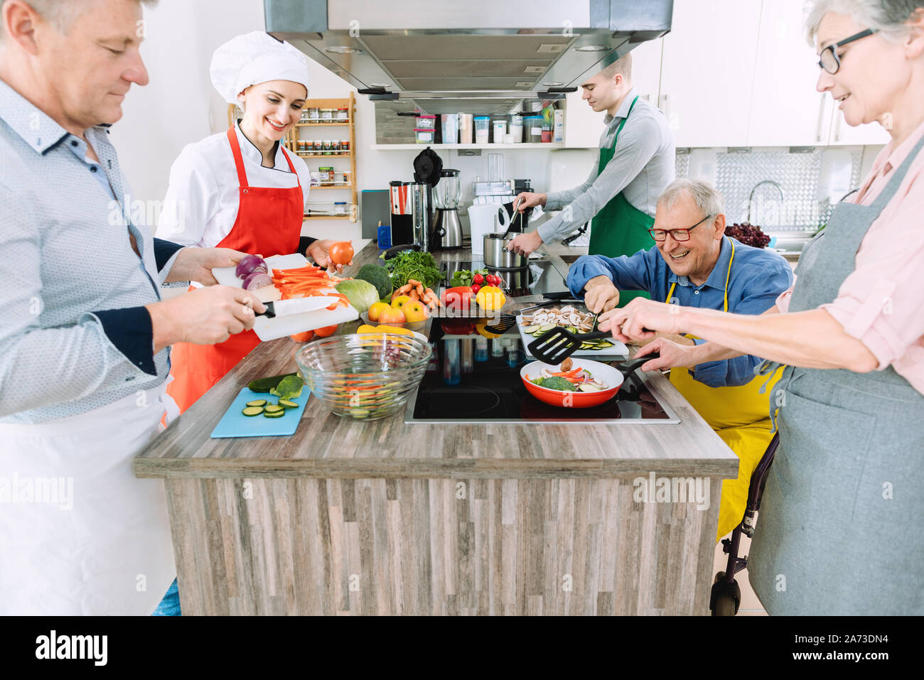 Nutrition class hi-res stock photography and images - Alamy