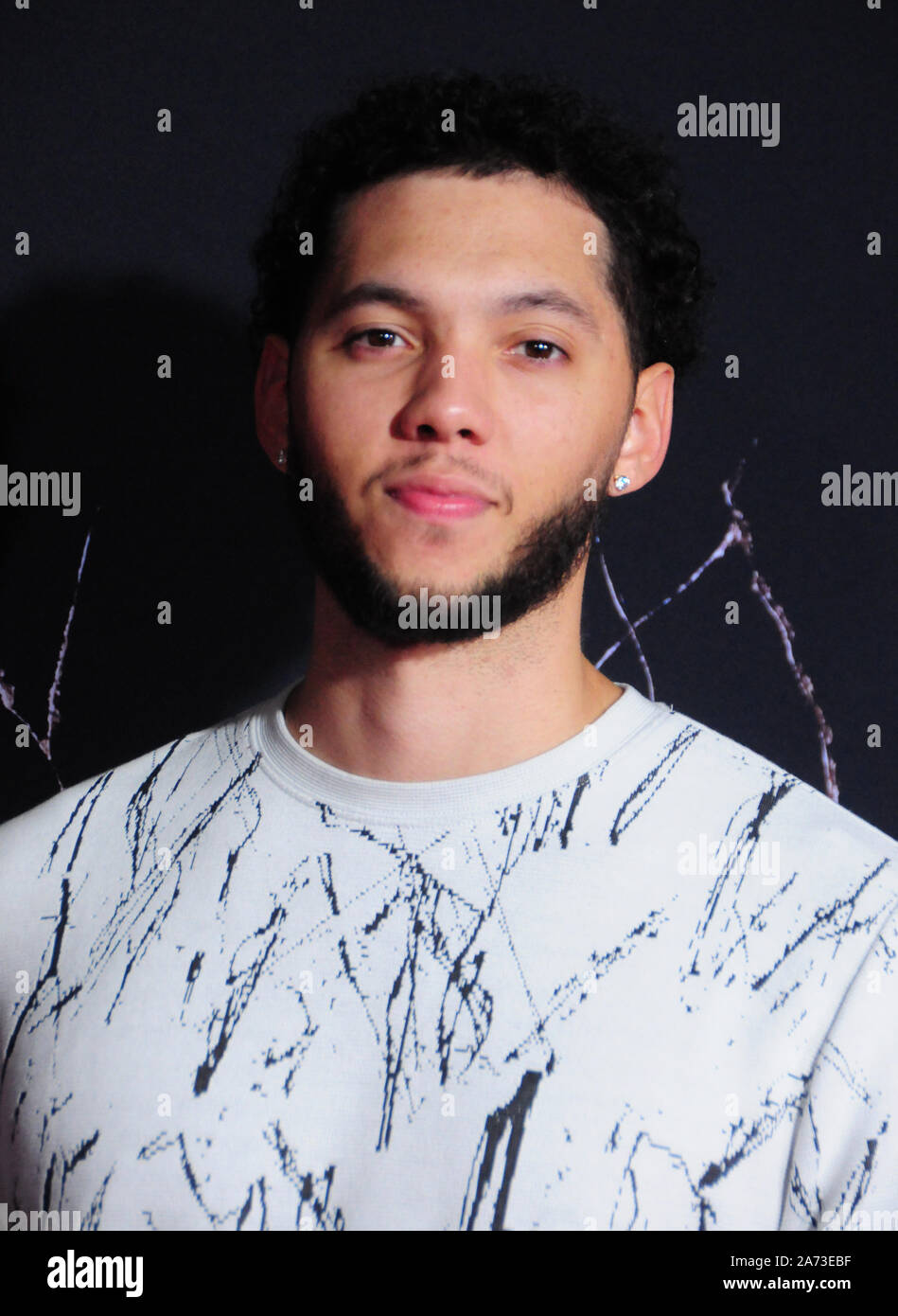 Los Angeles, California, USA 29th October 2019 Steven Simpson attends ...