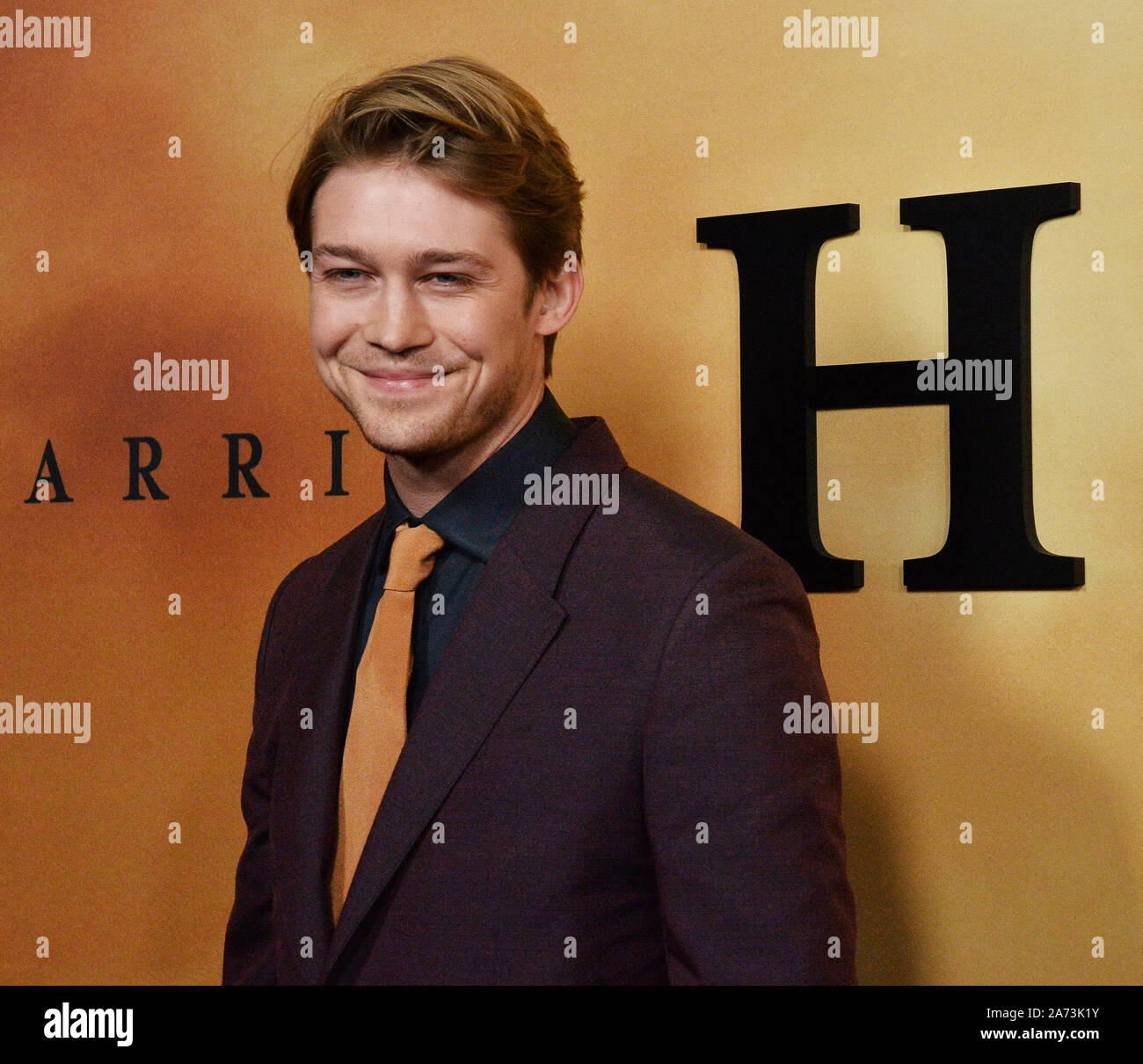 Los Angeles, United States. 30th Oct, 2019. Cast member Joe Alwyn ...