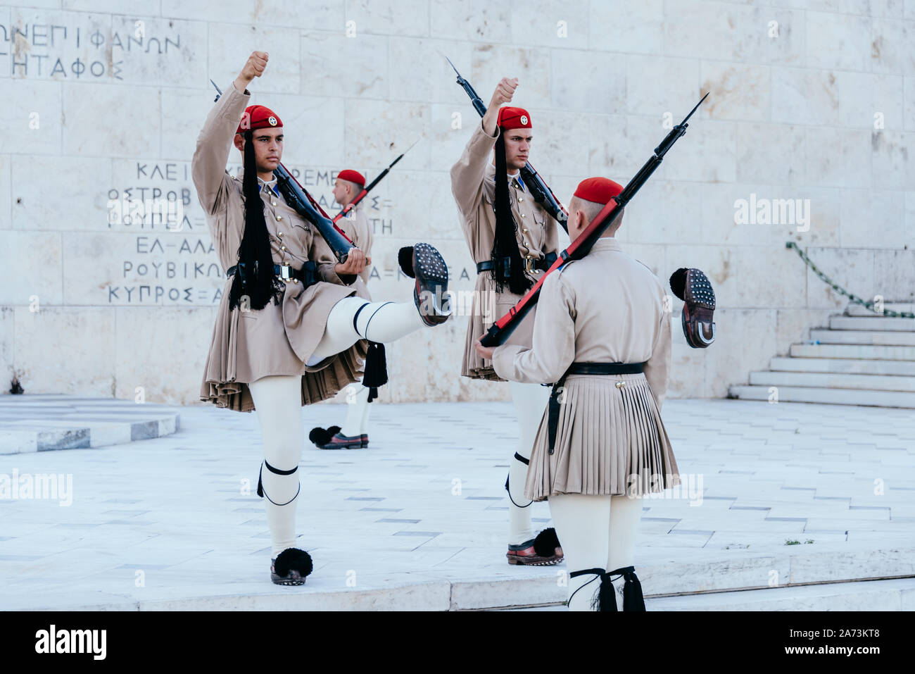 Evzones Presidential Guards at the Tomb of the Unknown Soldier ...