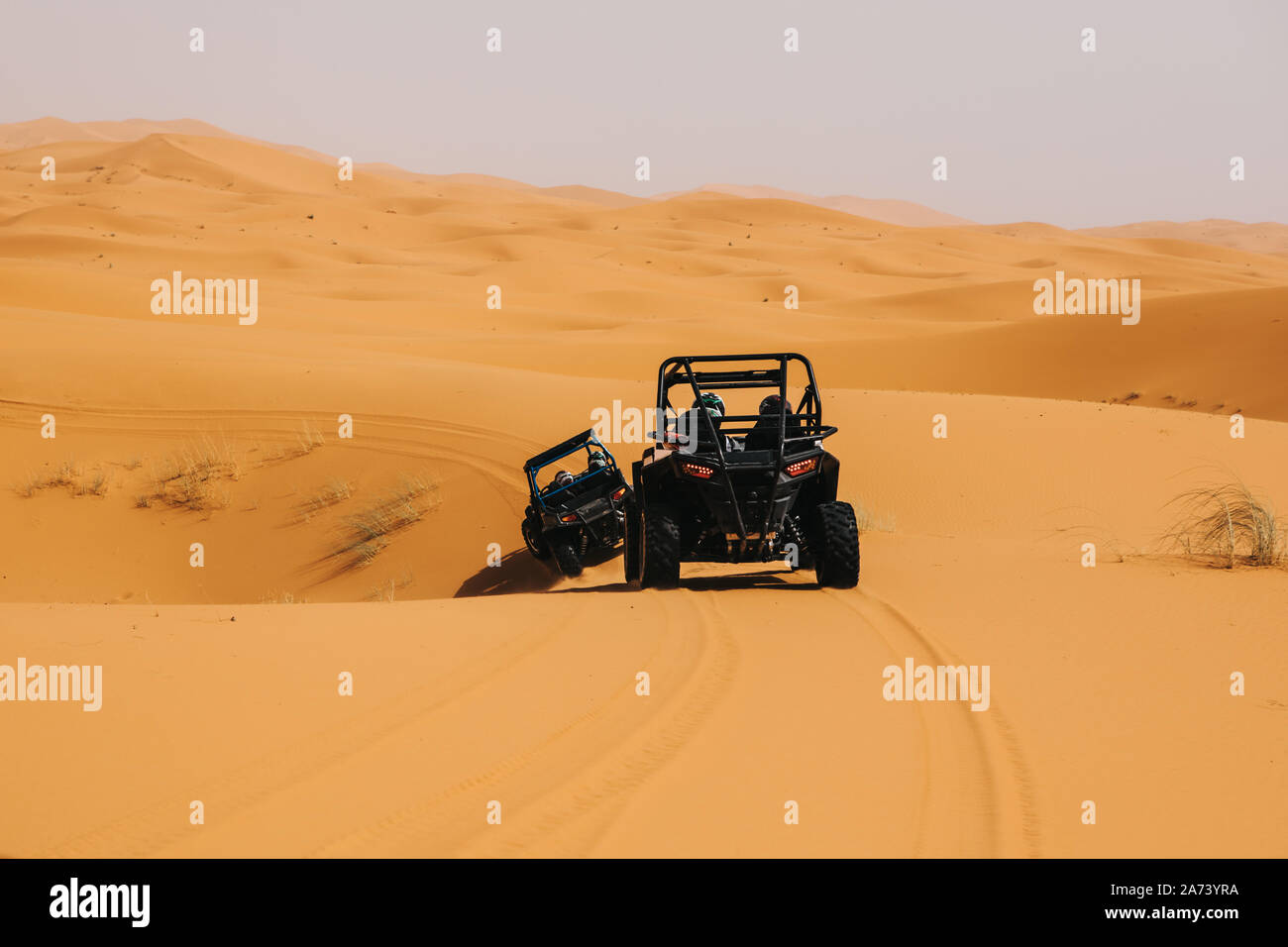 Sahara desert caravan car hi-res stock photography and images - Alamy
