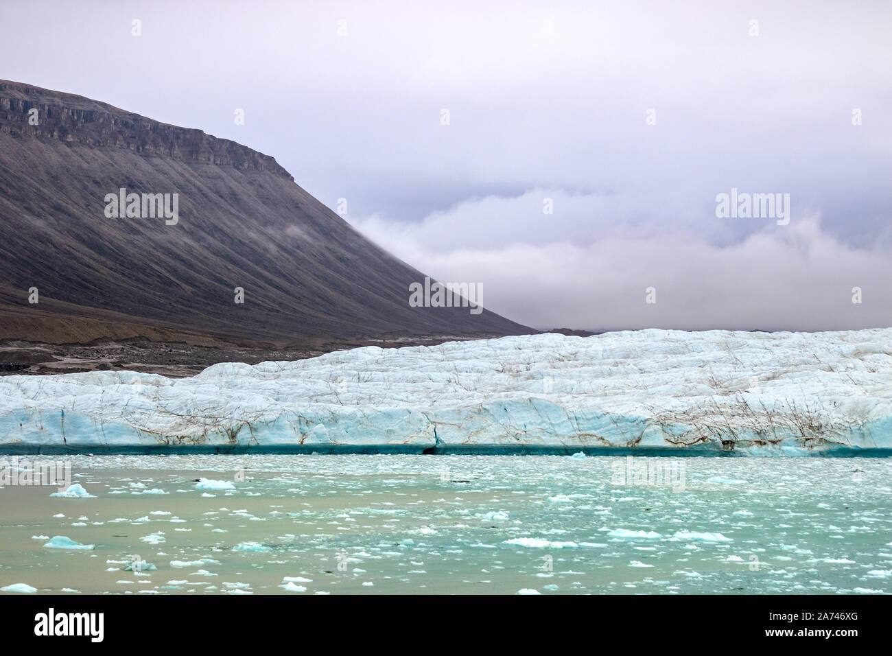Glacier and mountains in Croker Bay, Devon Island, Nunavut, Canada ...