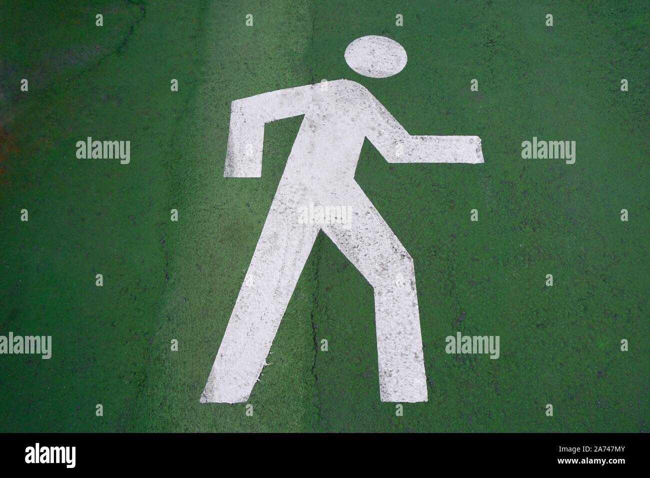 Pedestrian traffic road sign hi-res stock photography and images - Alamy