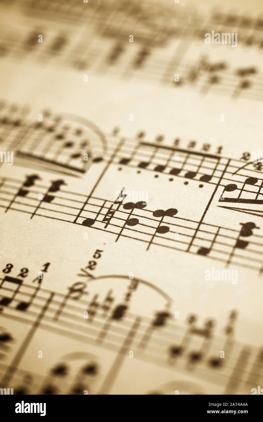 Old musical score hi-res stock photography and images - Alamy