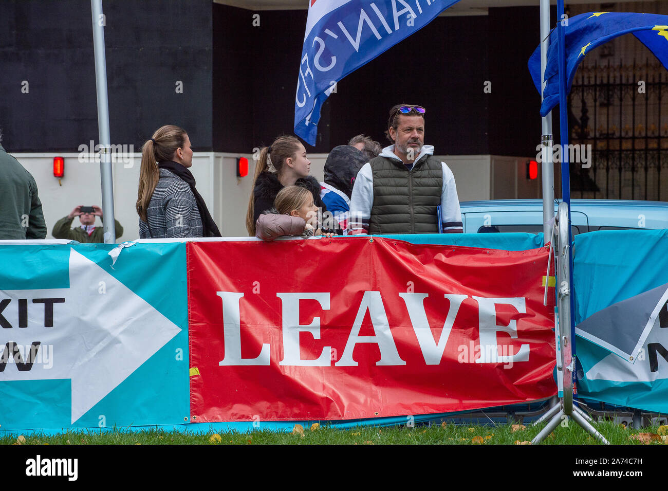 Vote leave campaign poster hi-res stock photography and images - Alamy