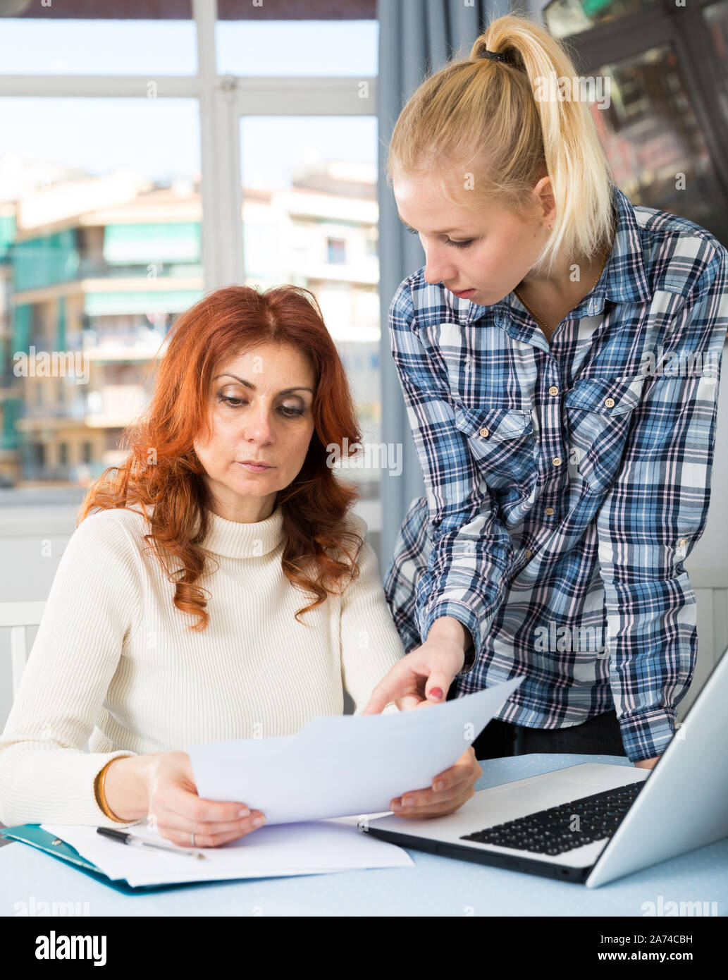 Poor academic performance hi-res stock photography and images - Alamy