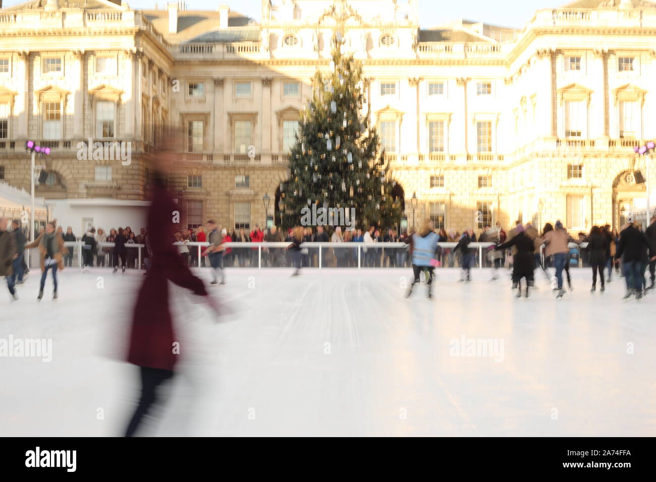 London winter morning sun hi-res stock photography and images - Alamy