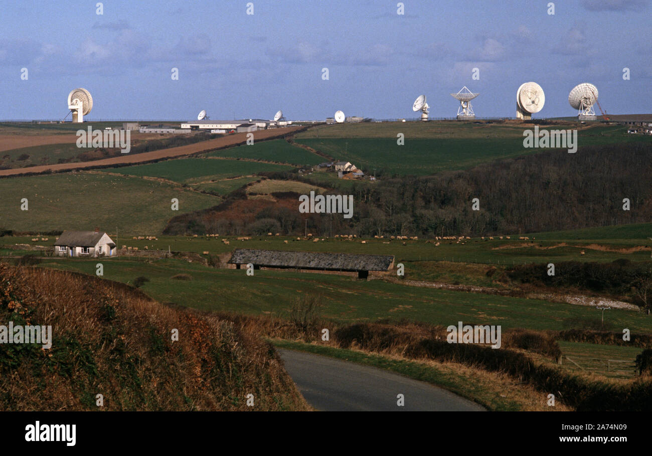 Gchq headquarters hi-res stock photography and images - Alamy