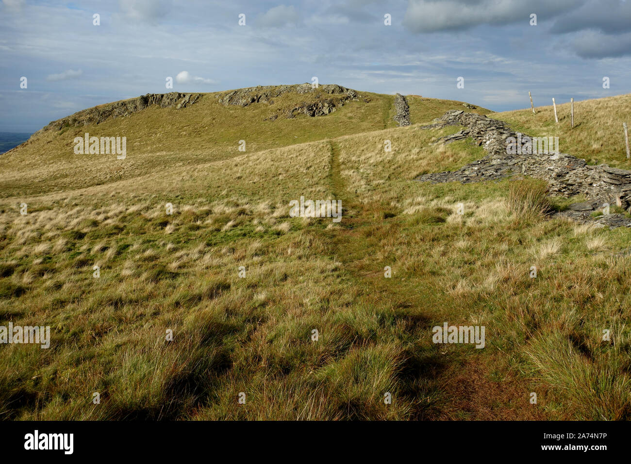Dry Stone Wall & Fence on the Summit Crags of Wainwright 'Graystones ...